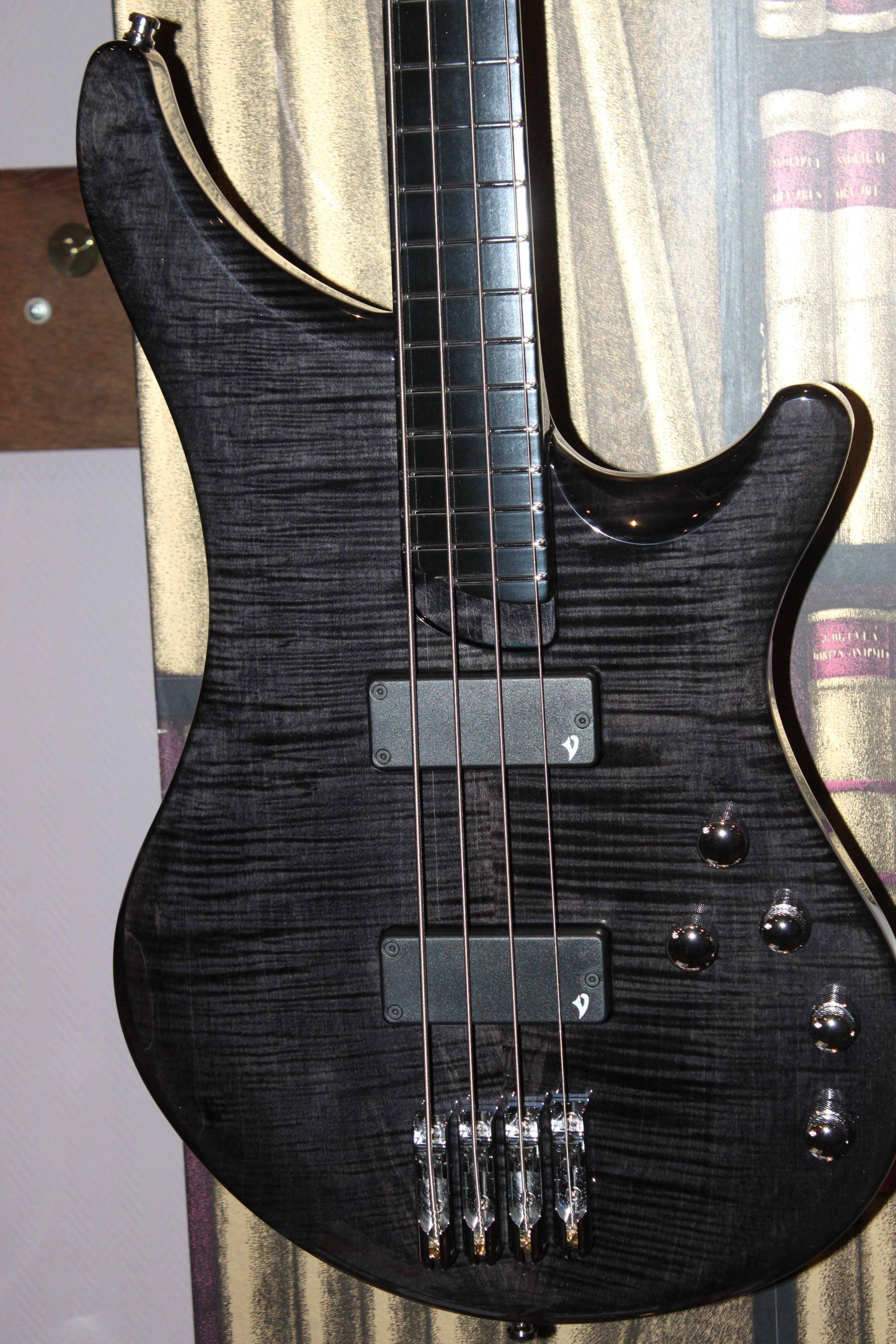Basses Vigier Arpège IV 4 cordes Black Diamond - Arpège IV 4 cordes ...