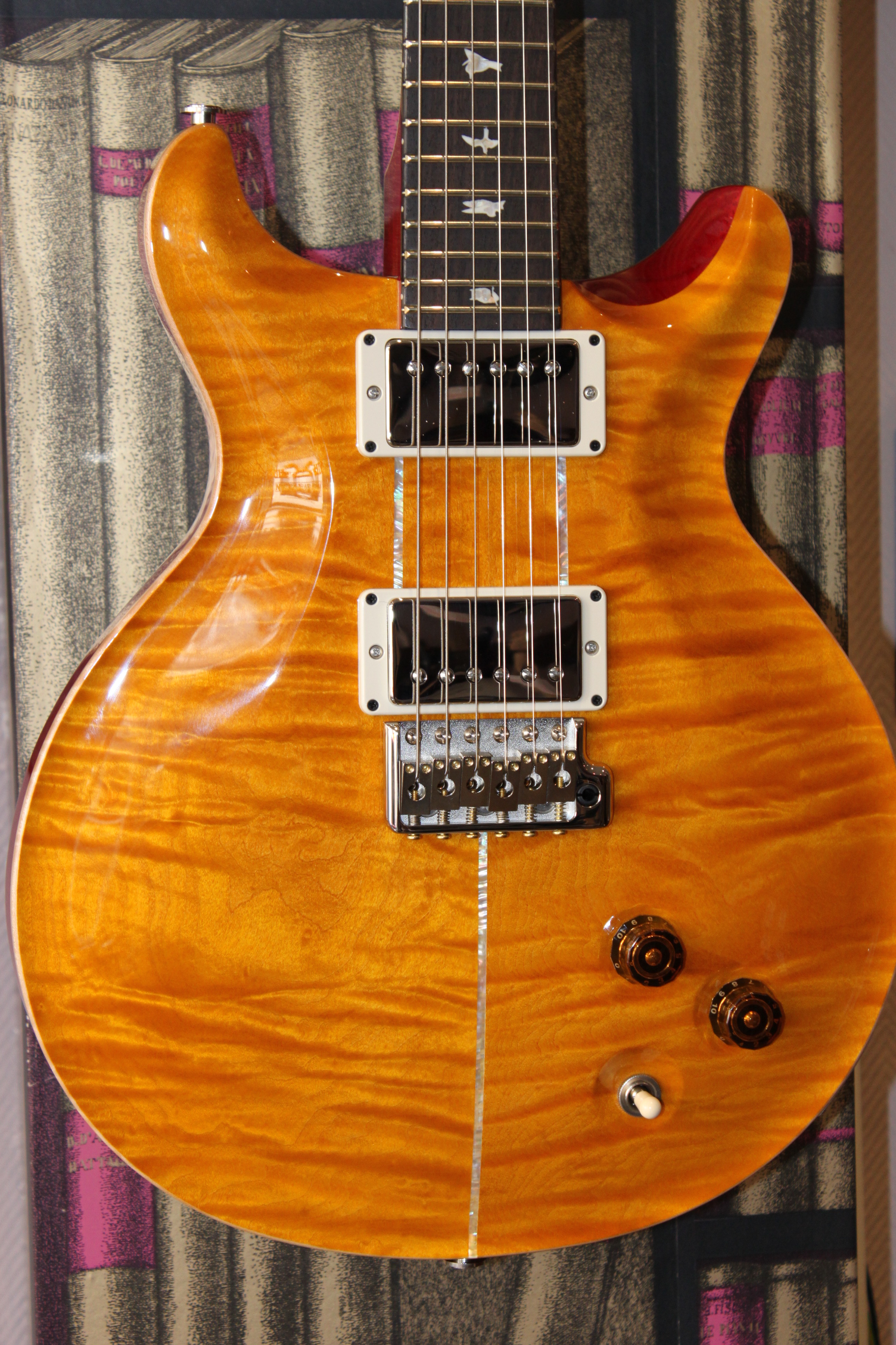 Guitares Electriques PRS Santana Signature Model Vintage Yellow ...