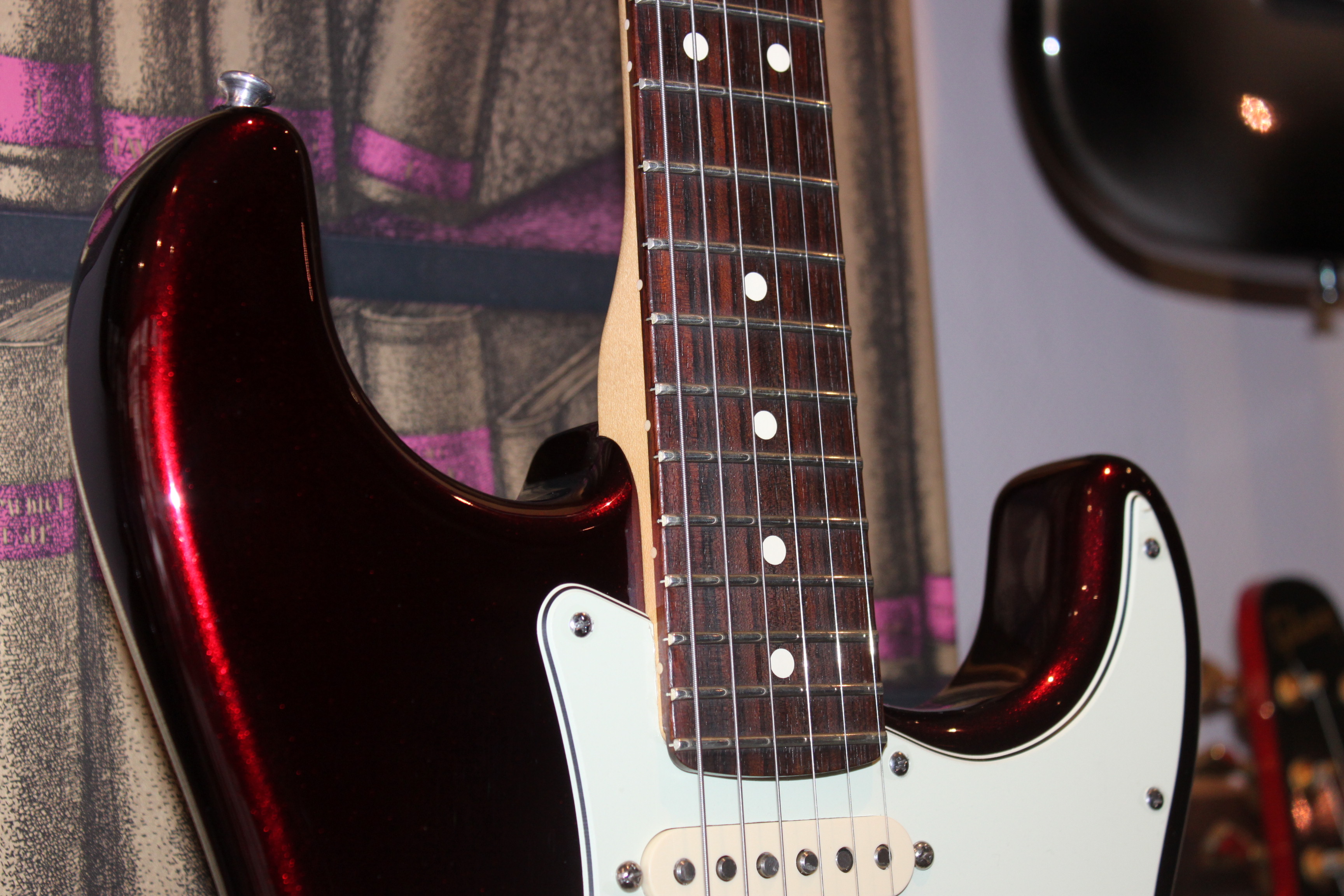 Guitares Electriques Fender STD Stratocaster RW OCCASION Wine Red Metal ...